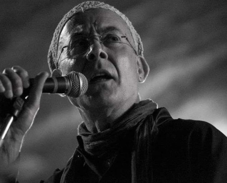 Librería Hexámetro festeja sus dos años con “Poncho” y su poesía ...